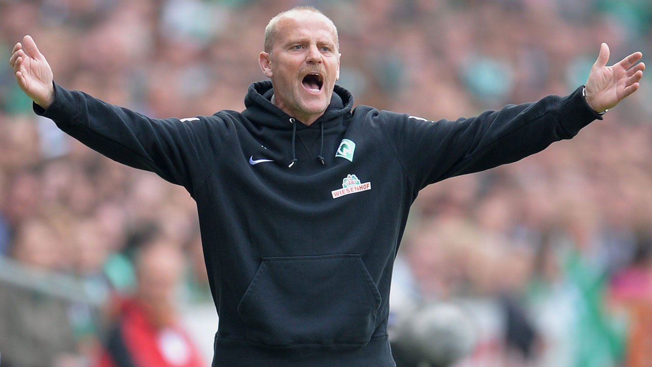 Frankfurt signs former Bremen coach Schaaf