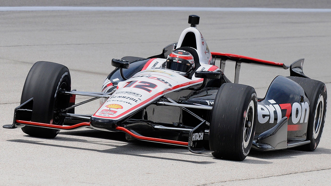 Power looks to stave off Castroneves in Texas