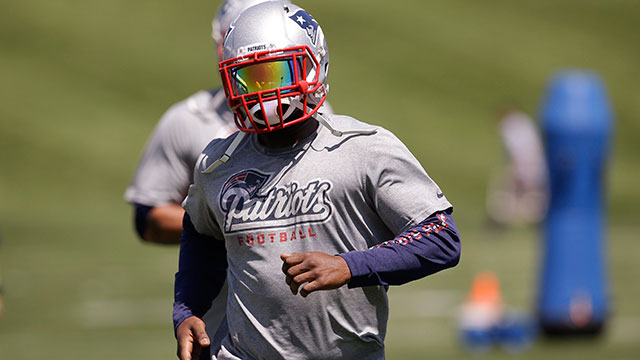 Ridley keeps firm grip on ball during rainy OTA