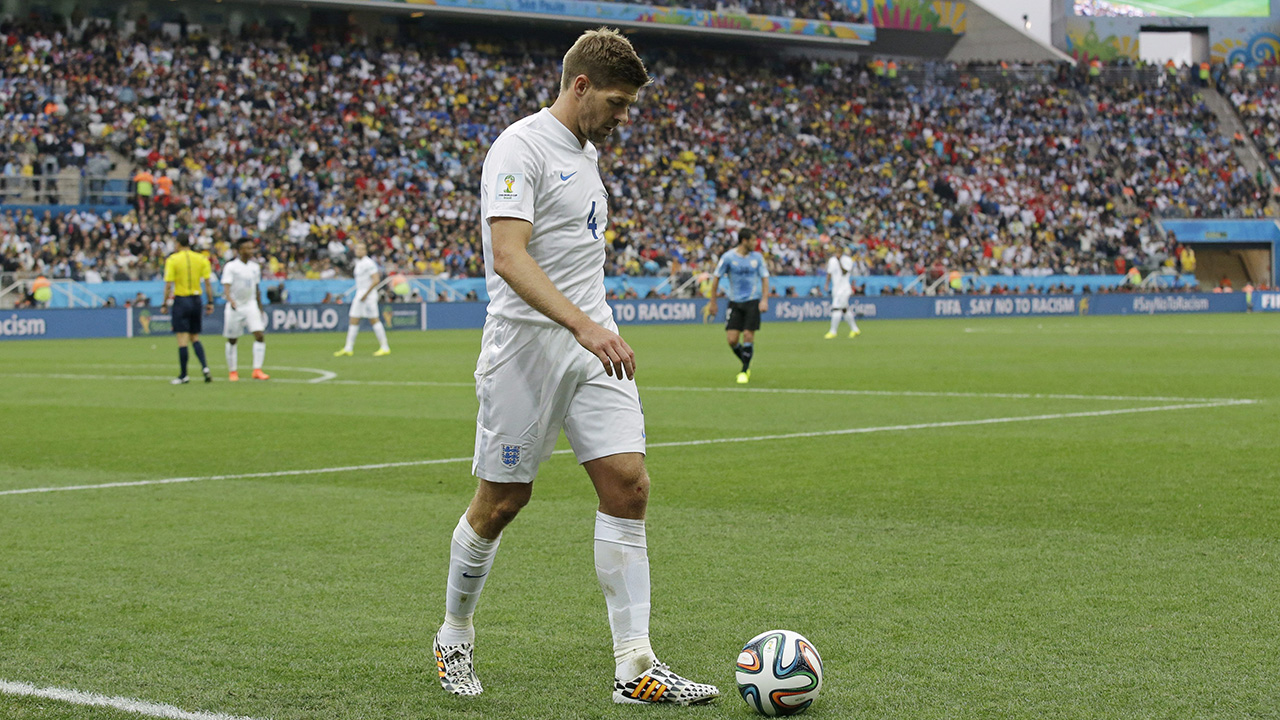 Gerrard announces England retirement
