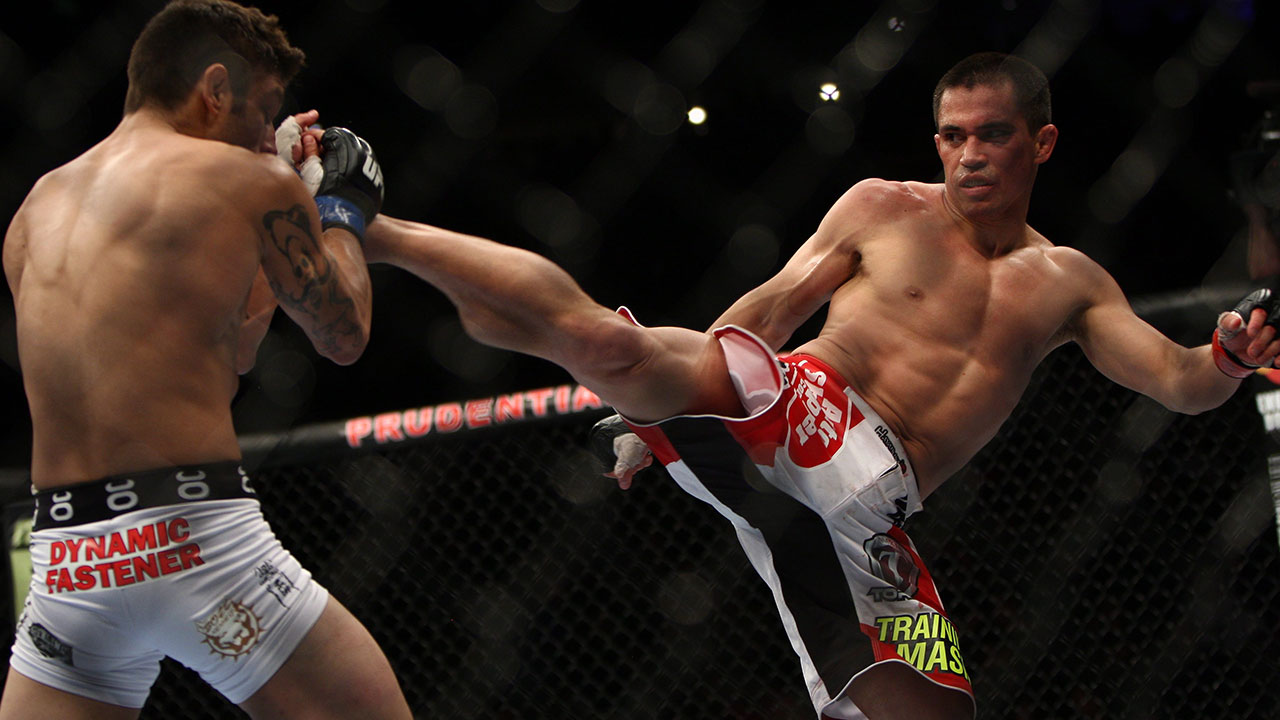 Johnson to defend title vs Cariaso at UFC 177