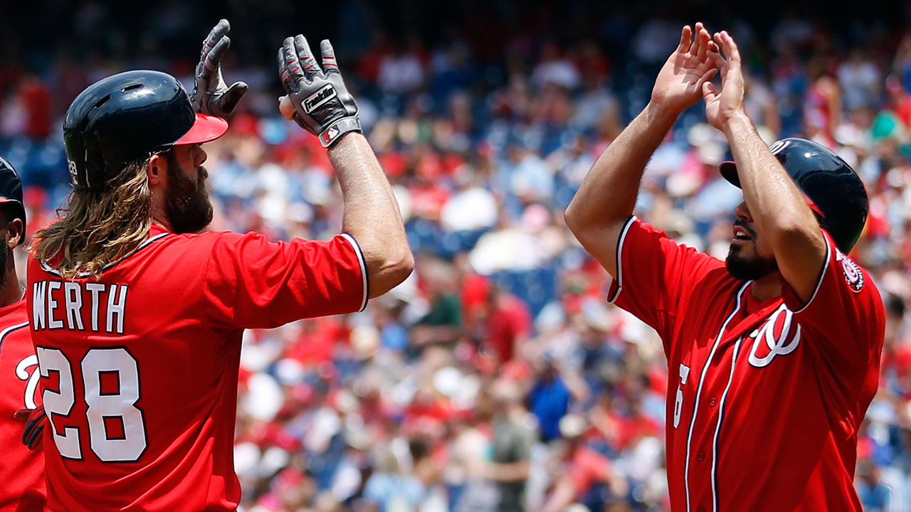 Werth powers Nationals in rout over Phillies