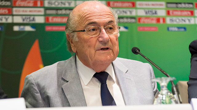 Blatter: Canada on its way to World Cup bid