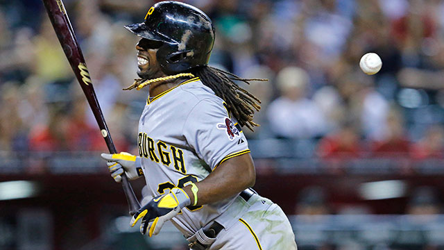 McCutchen has broken rib, hopes to avoid DL
