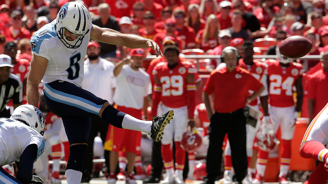 Succop hits 4 FGs, Titans roll over Chiefs