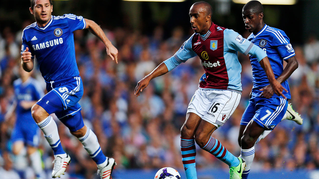 Delph goes back on pledge, signs with Man City