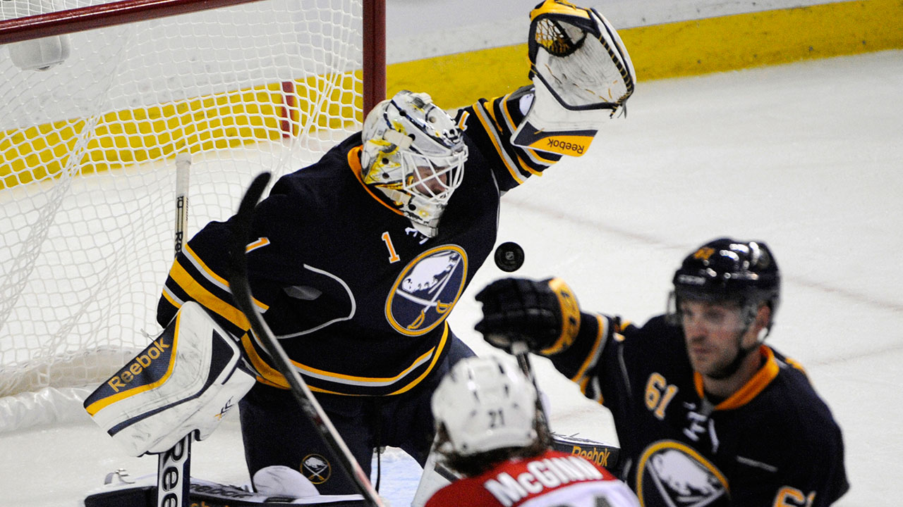 Sabres start fresh in net with Enroth, Neuvirth