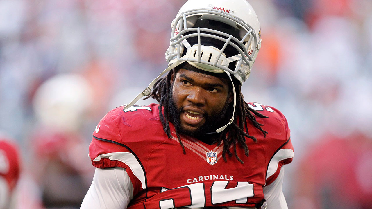 Titans agree to terms with LB Quentin Groves