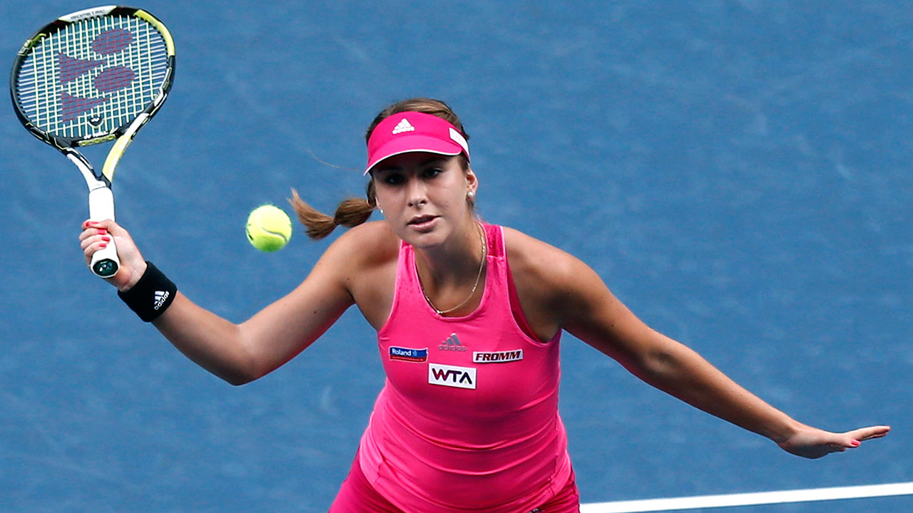 Bencic, Riske to play for 1st WTA title at Tianjin