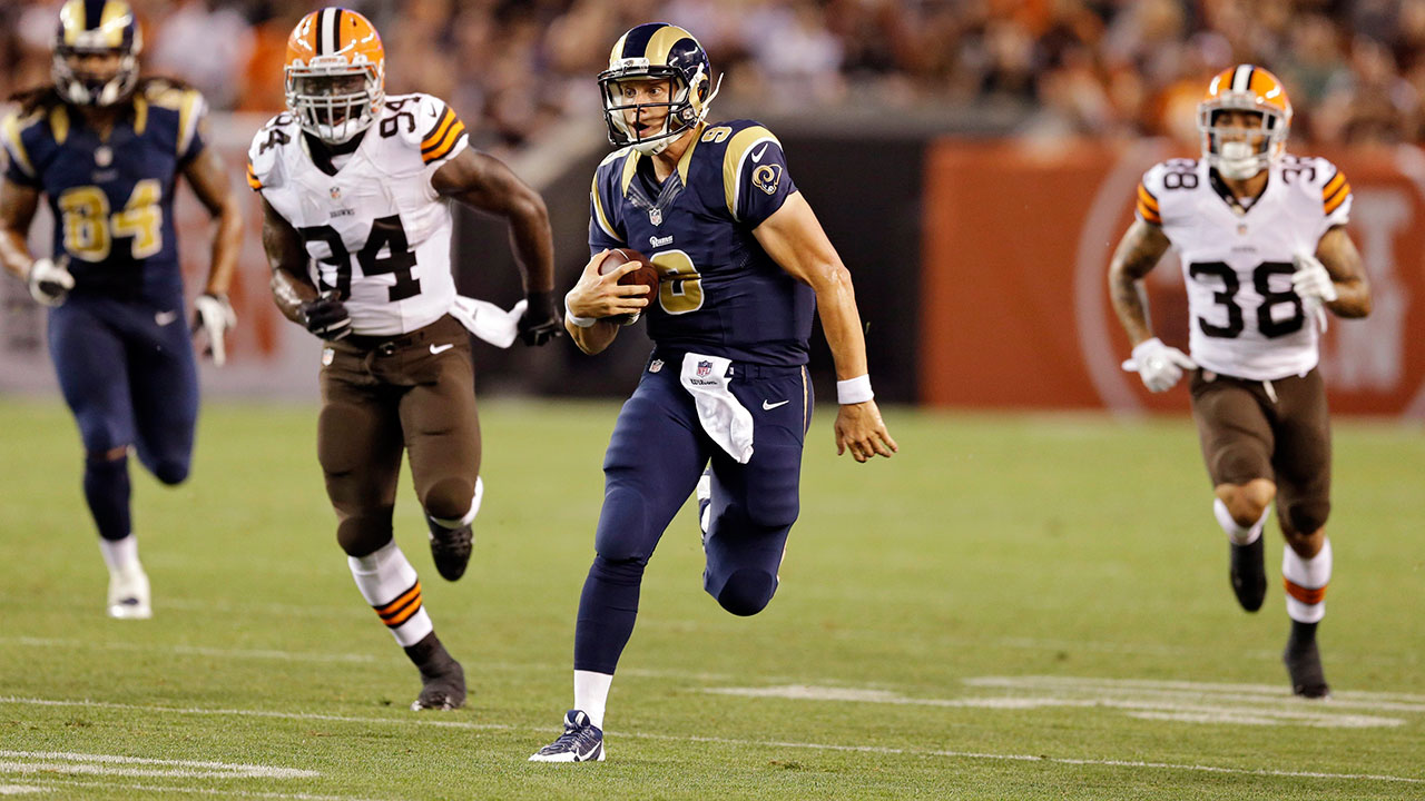 Rams pick Davis as starter for rest of season