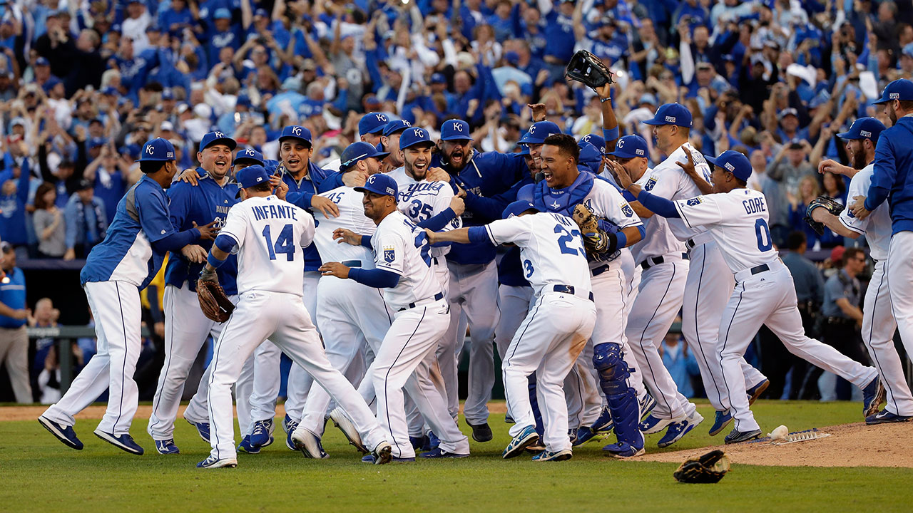Royals sweep Orioles to reach World Series