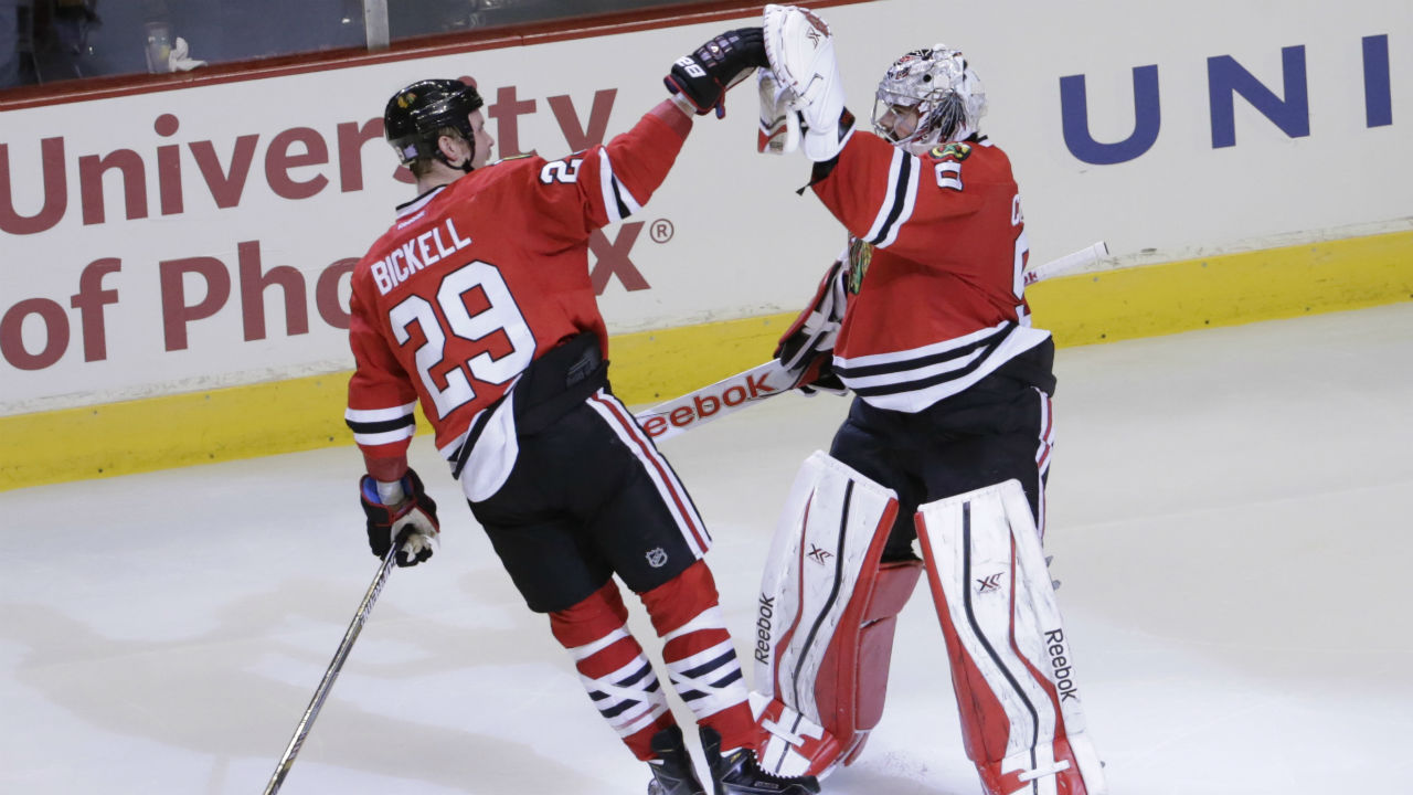Blackhawks’ SO win caps Lighting streak at six