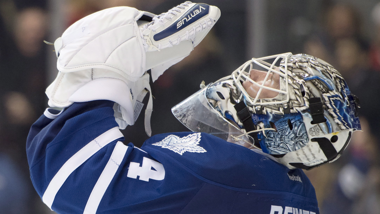 Reimer shines as Leafs slip past Blackhawks