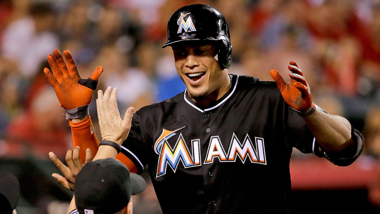 Marlins’ Stanton signs $325 million, 13-year deal