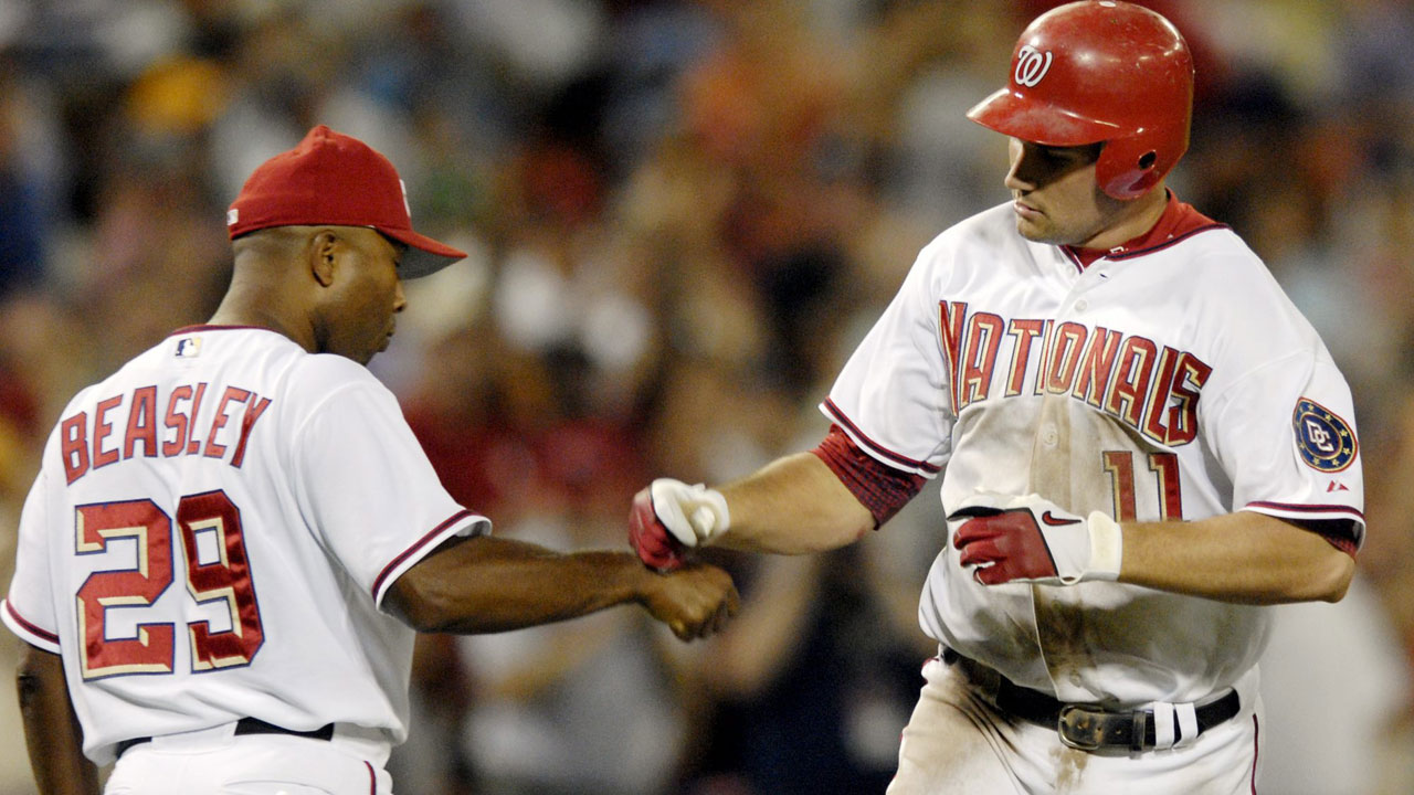 Rangers hire 3B coach Beasley to complete staff