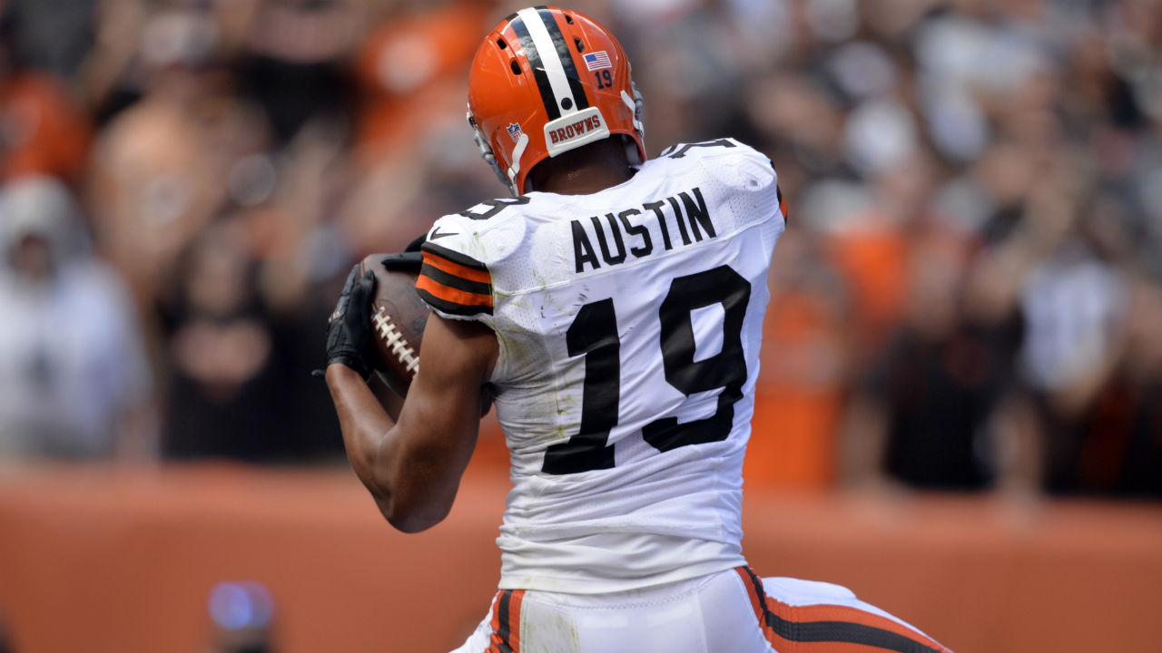 Browns’ Austin released from hospital after 3 days