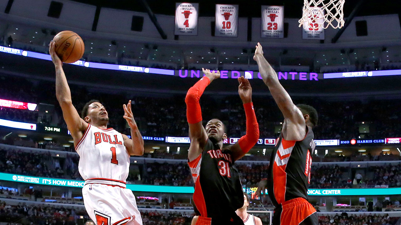 Rose, Bulls use 49-point fourth to beat Raptors