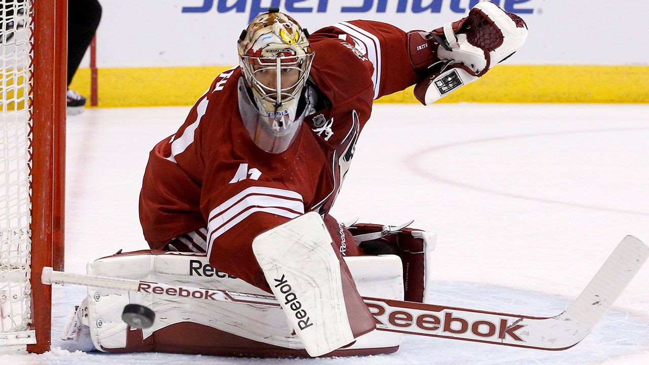 Mike Smith out 8-10 weeks after surgery on ‘core muscle’