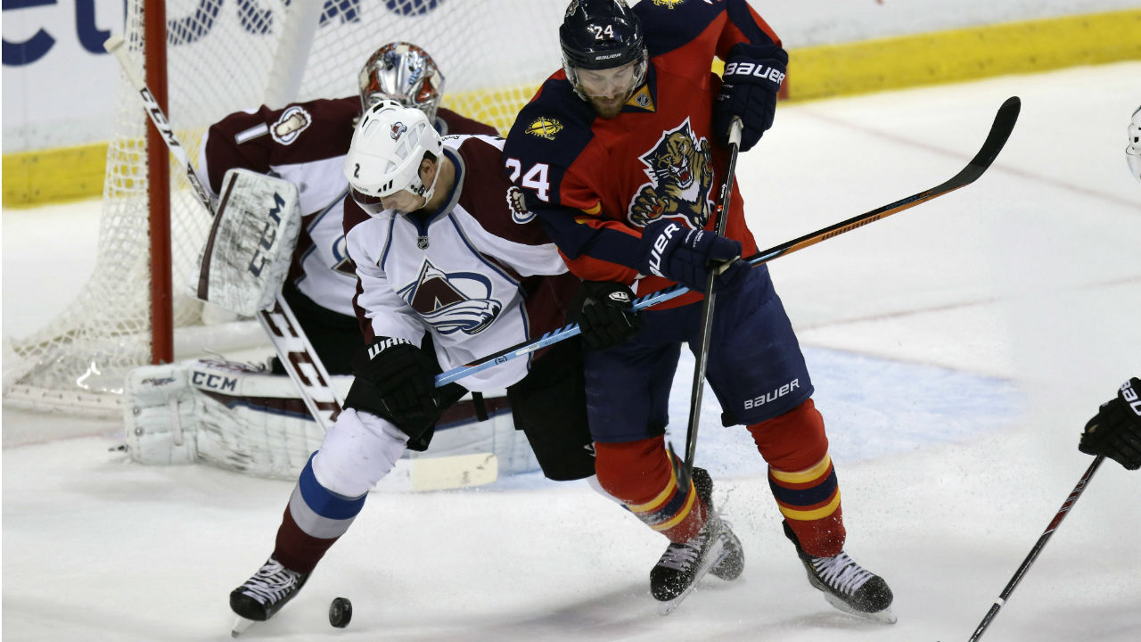 Avalanche score twice in third to beat Panthers