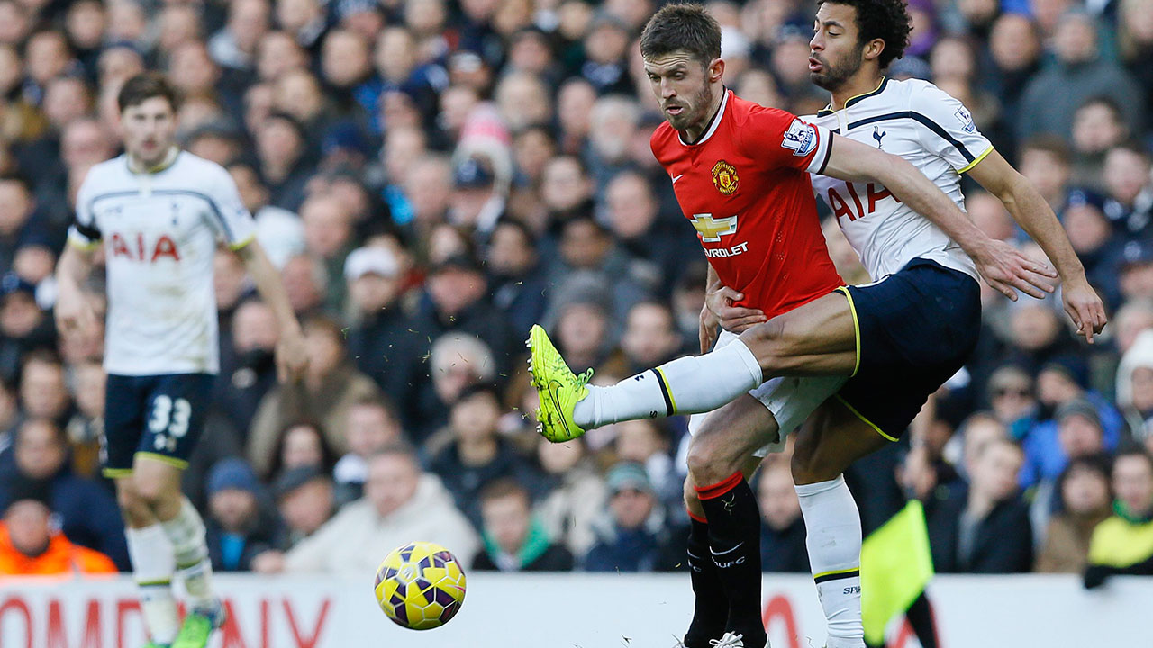 Man United’s Carrick out for about four weeks