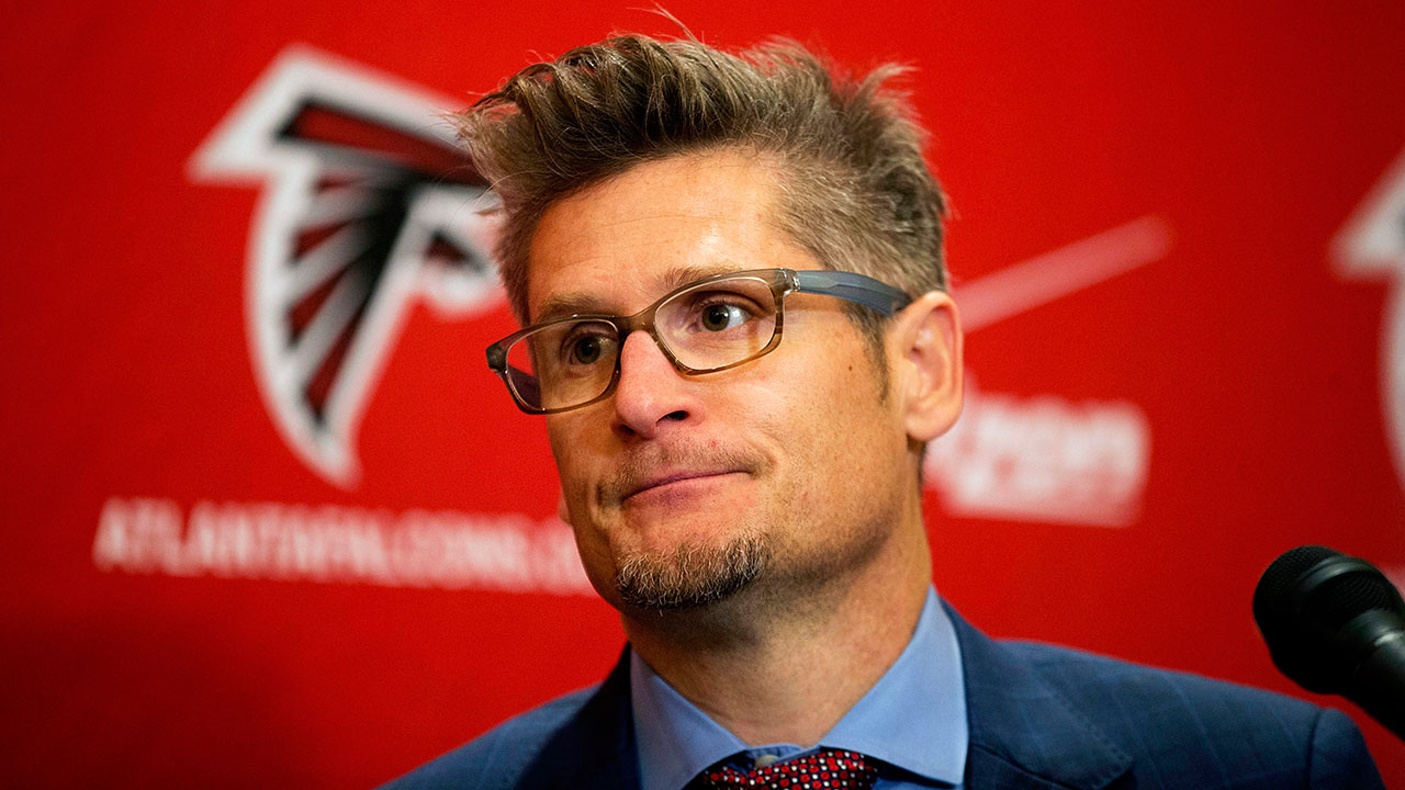 Falcons decide to keep GM Thomas Dimitroff