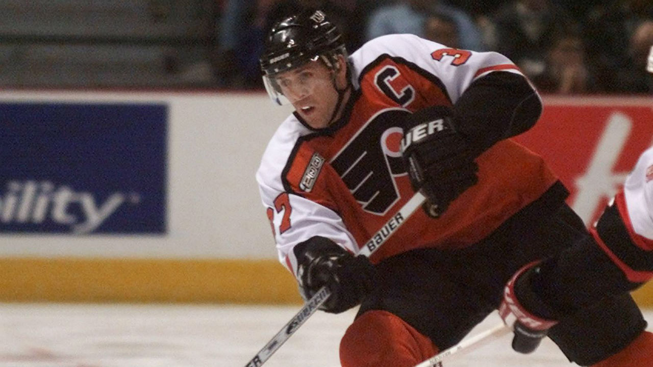 Former Hab Desjardins identifies more with Flyers