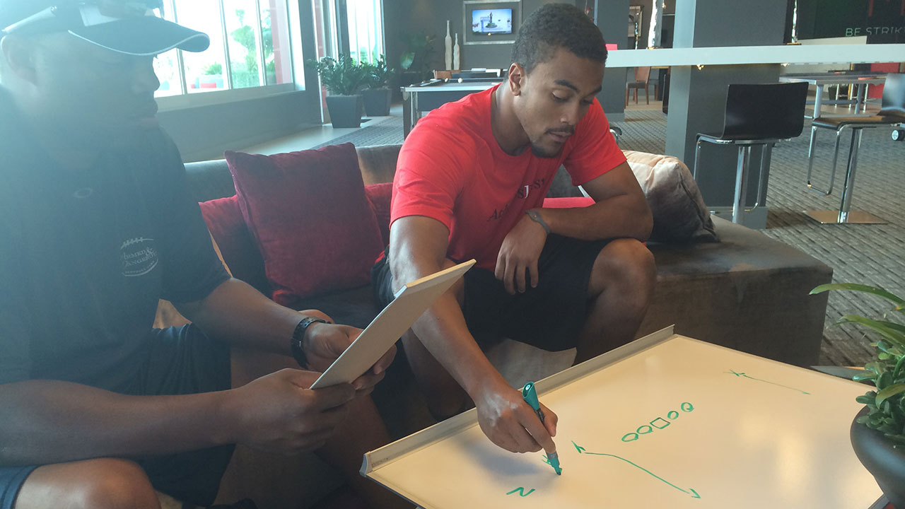 Bridge brings cannon arm to NFL Combine