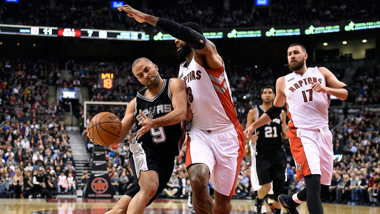 Johnson nets season-high as Raptors survive Spurs