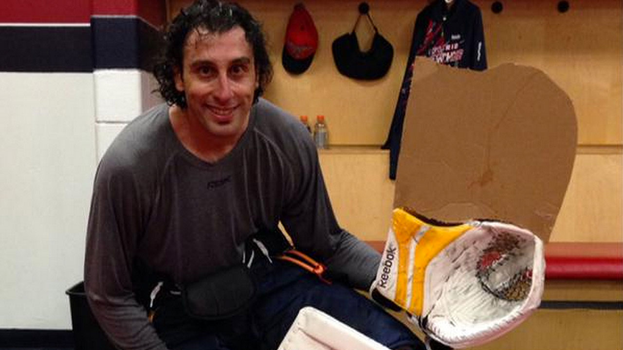 Luongo pokes fun at himself after terrible goal