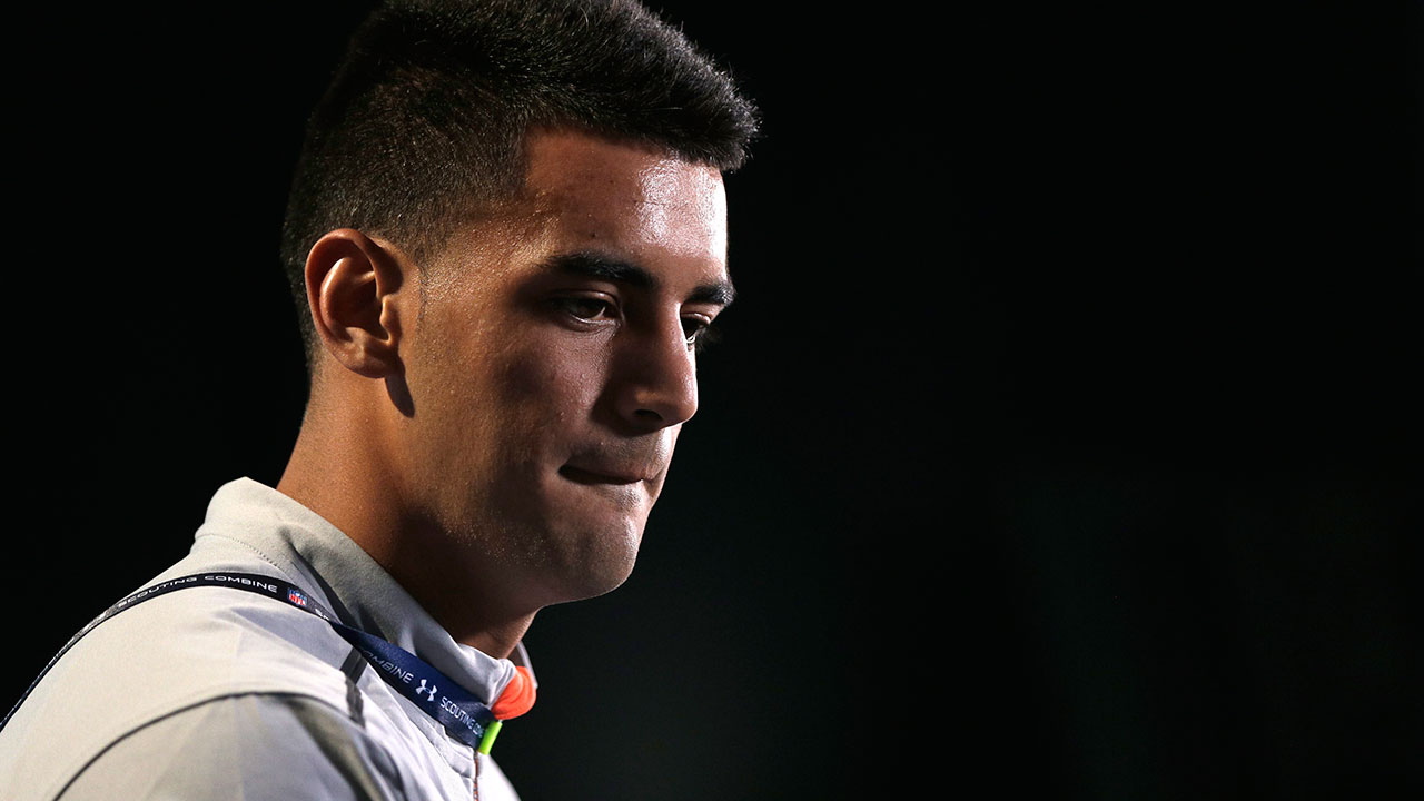 Mariota steps into spotlight at NFL combine