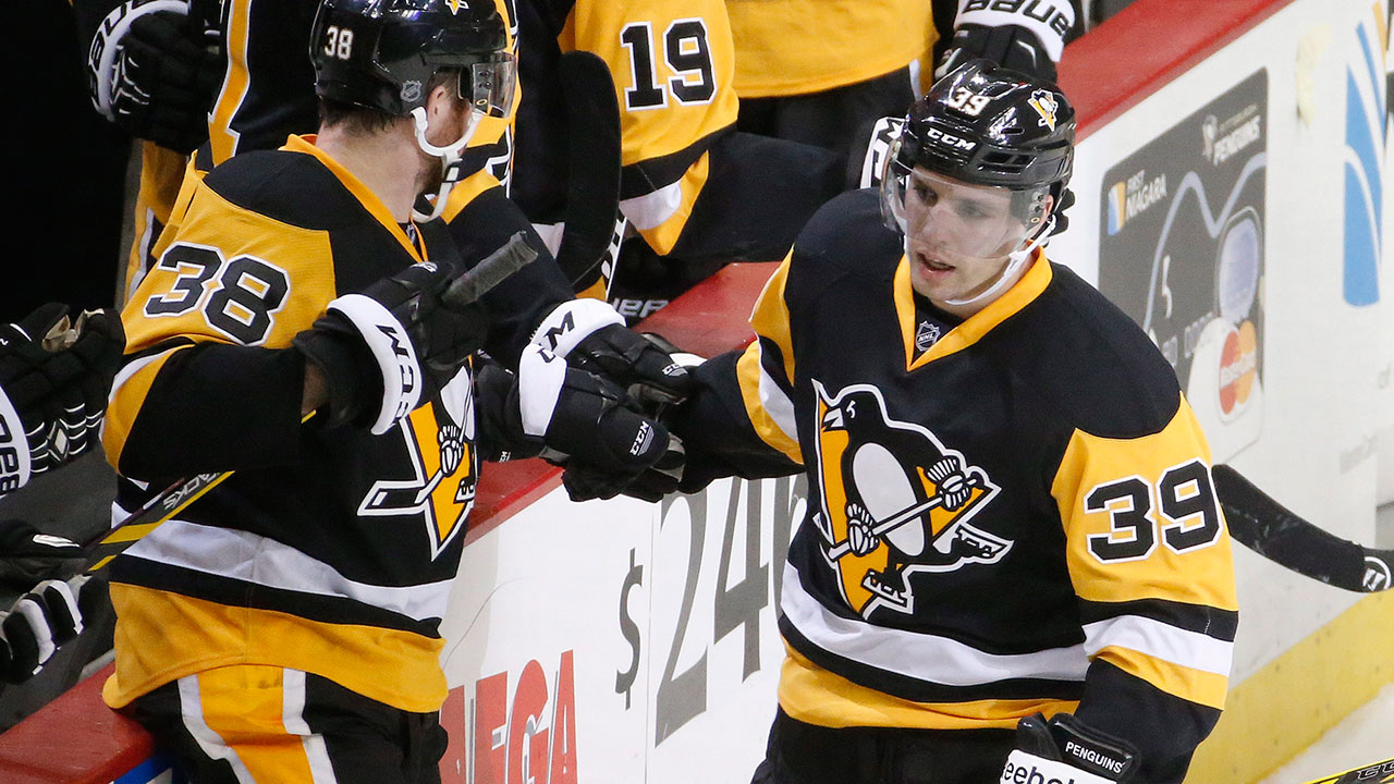 Perron wishes Oilers well from a happy distance