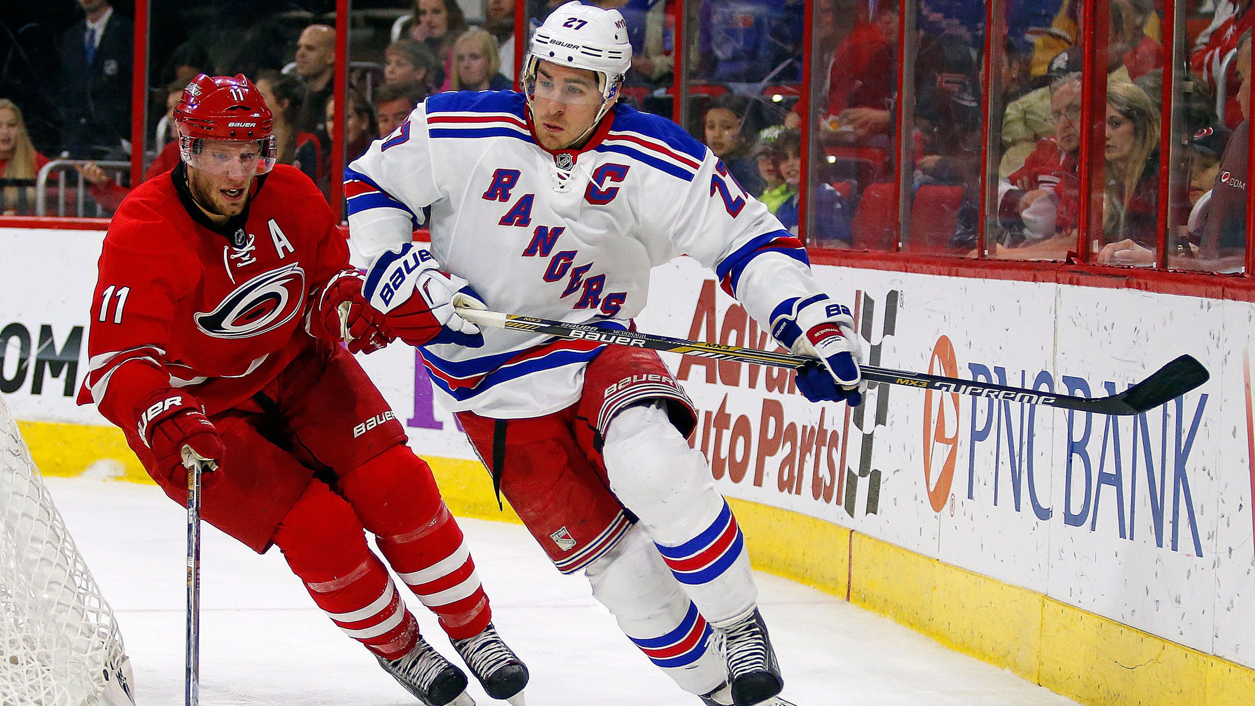 Fast, Miller pace Rangers in win over Hurricanes