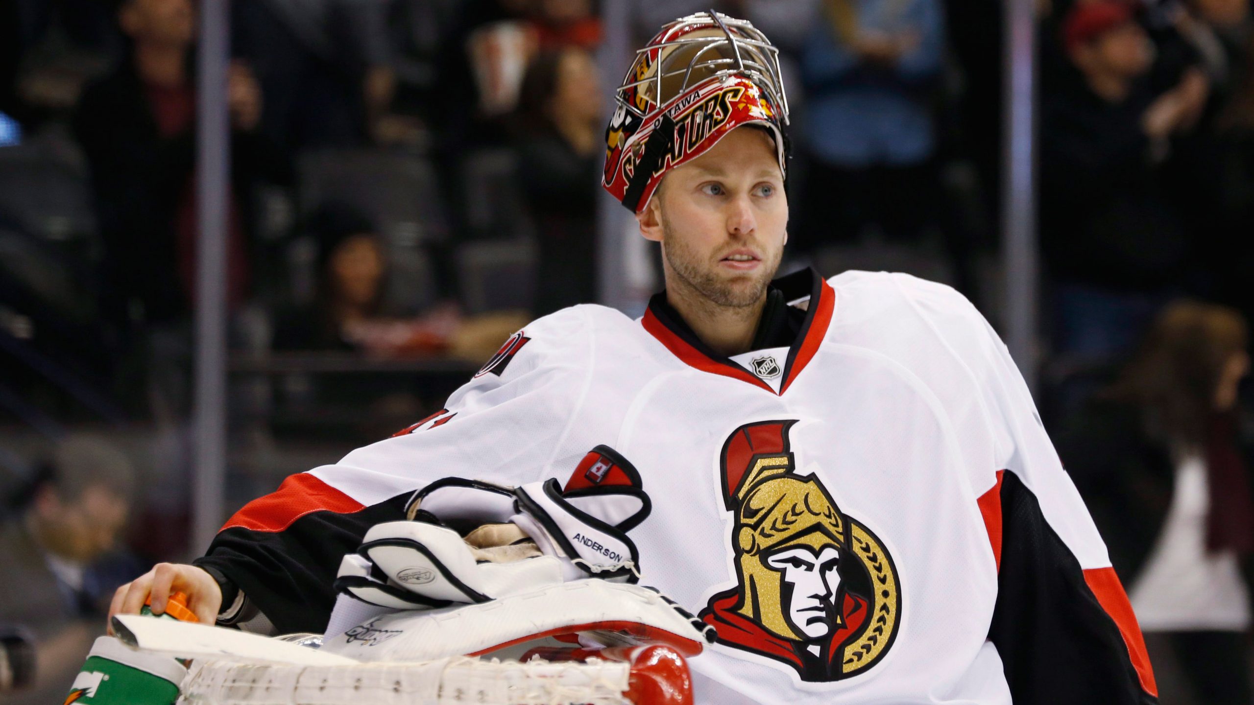 Senators gamble with Game 3 goalie change