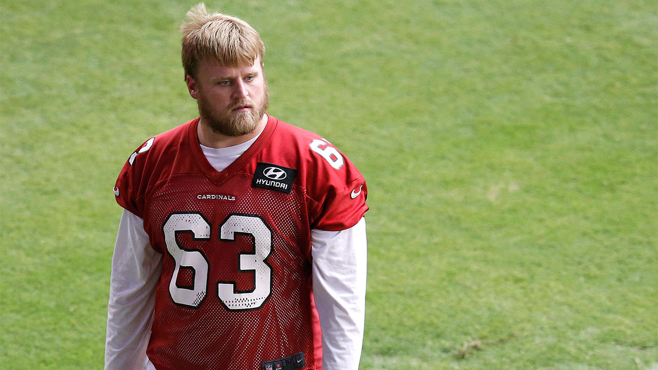 Cardinals release key member of offensive line