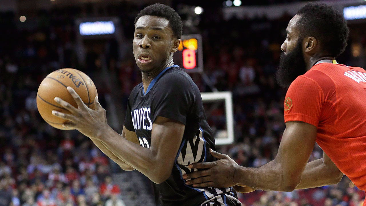 Wiggins named West rookie of the month yet again