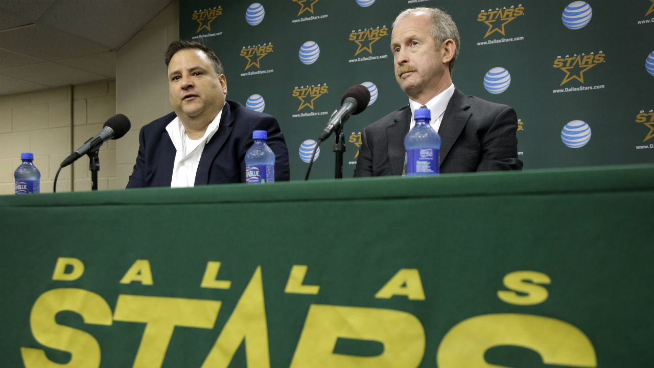 Ex-Flyers goaltending coach Reese hired by Stars