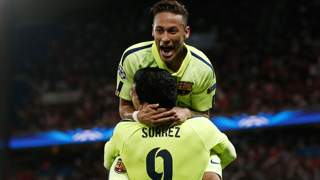 Barcelona closes in on semis with win vs. PSG