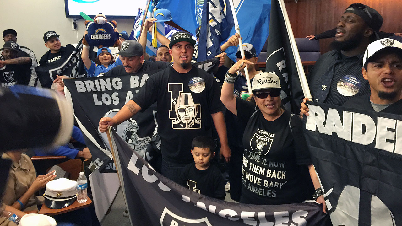 NFL on clock after L.A. stadium plans approved