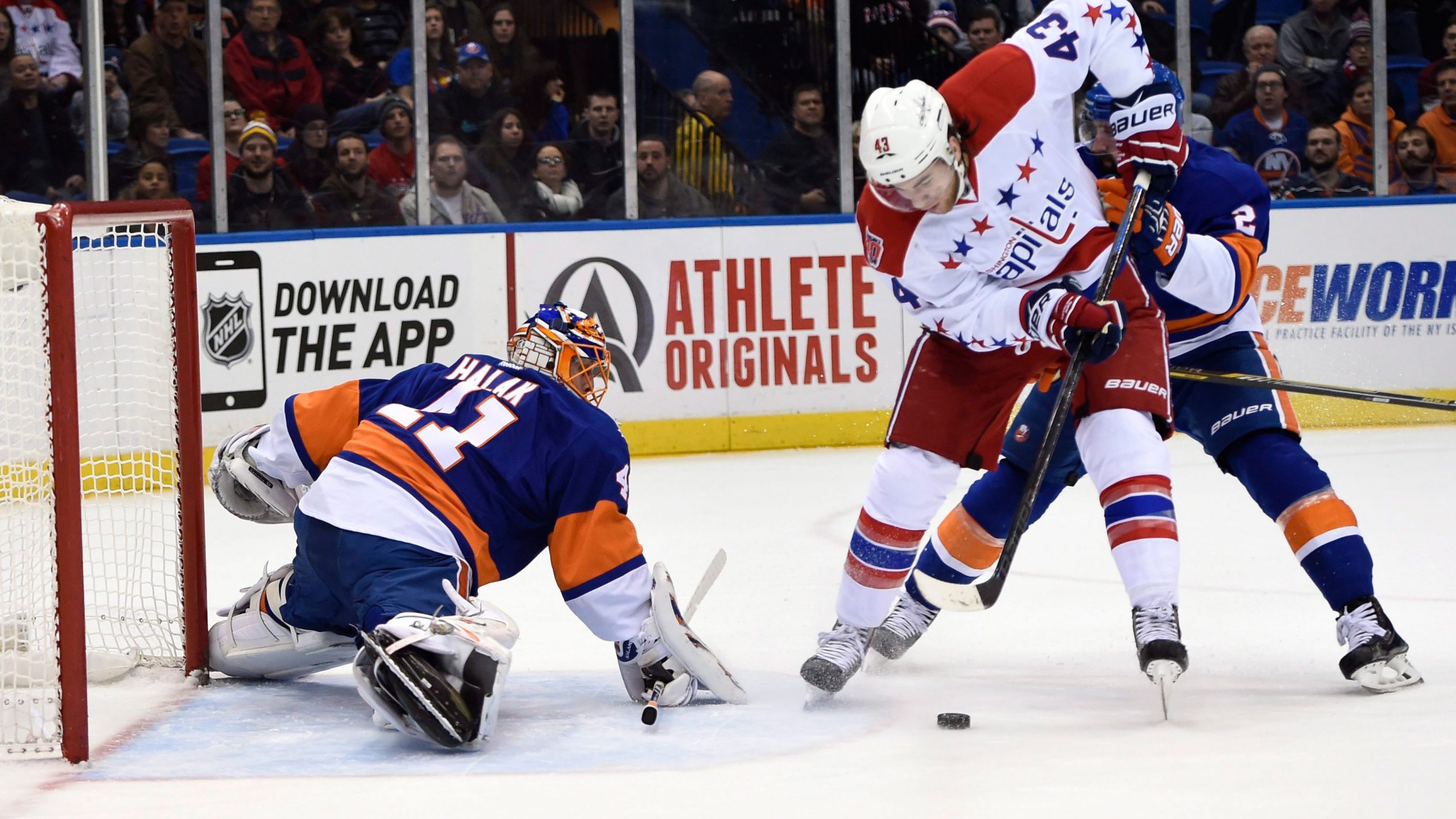 Islanders mad at ‘idiot’ Tom Wilson after hit