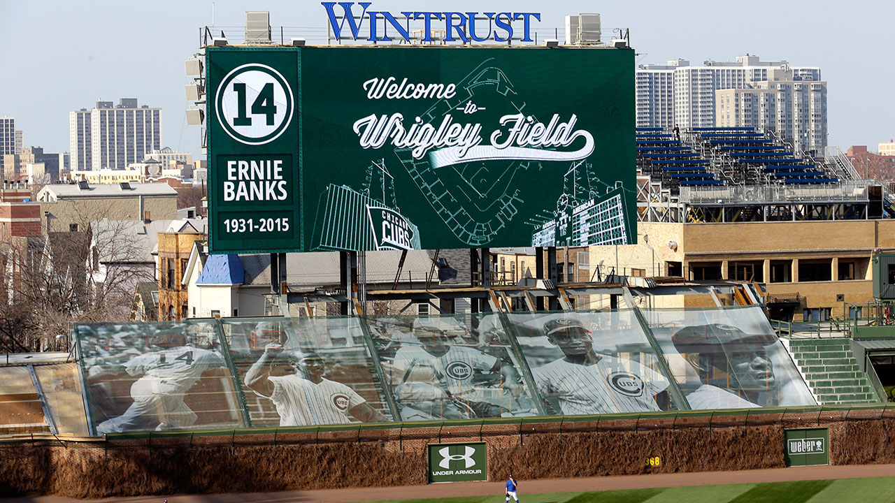 Bank Ernie Wrigley Field