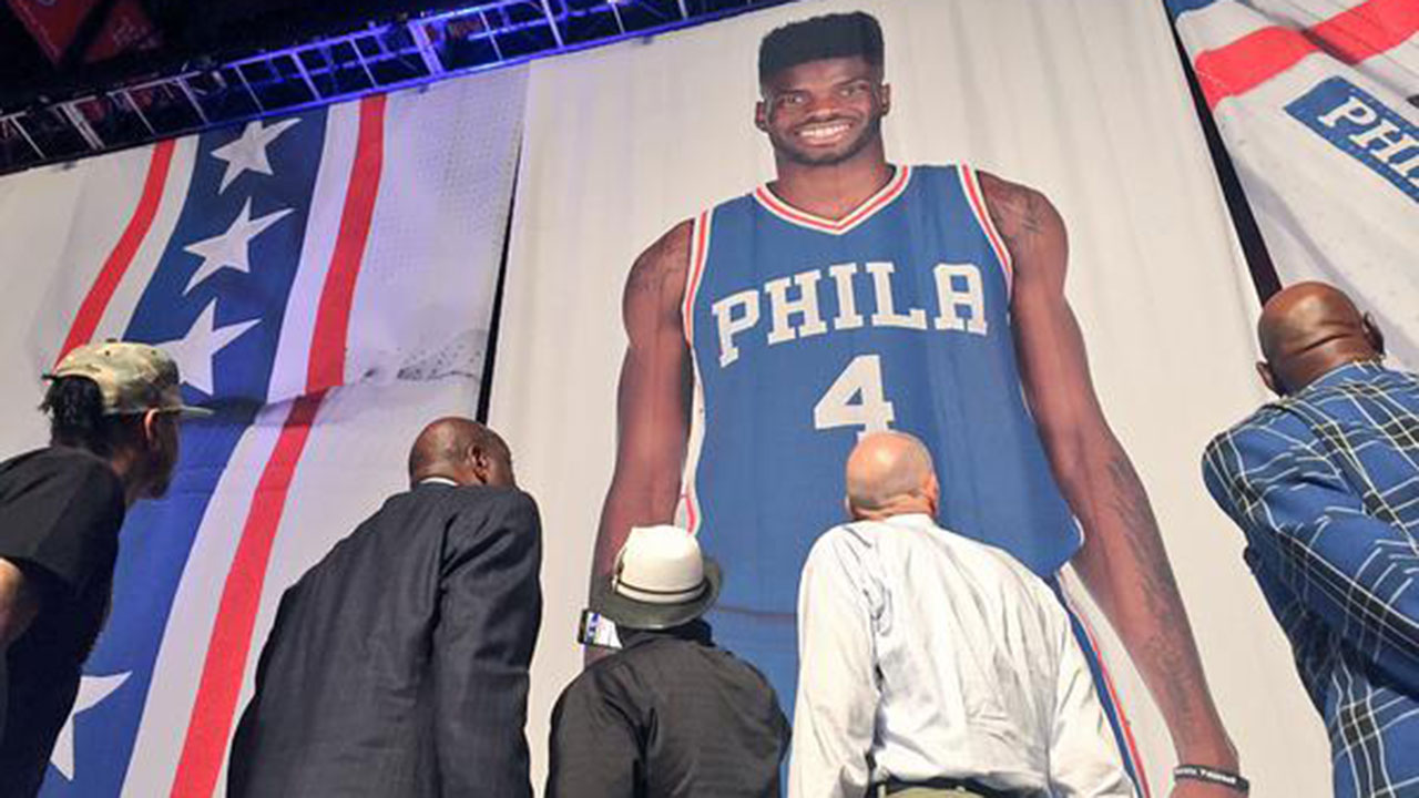 Sixers pay homage to legends with new uniforms