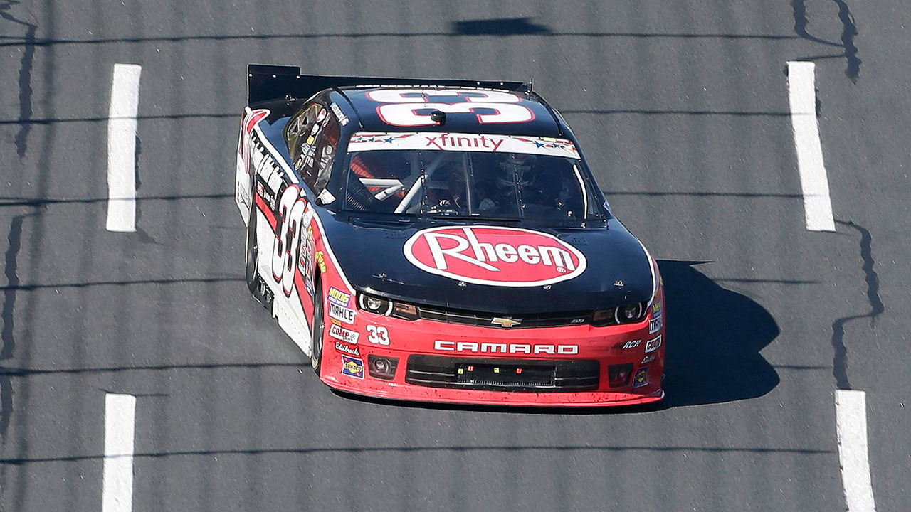 Slugger Labbe to return to pit box with Dillon