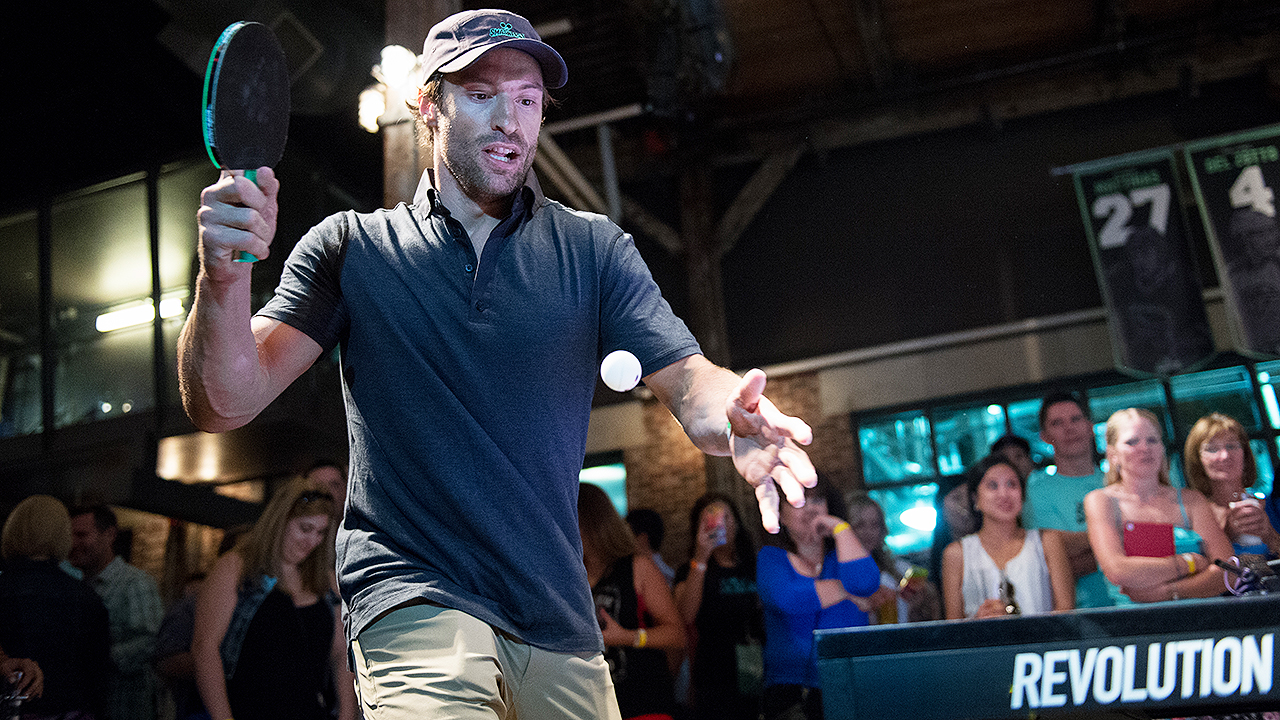 Dominic Moore brings his hero to Maple Leafs-heavy Smashfest