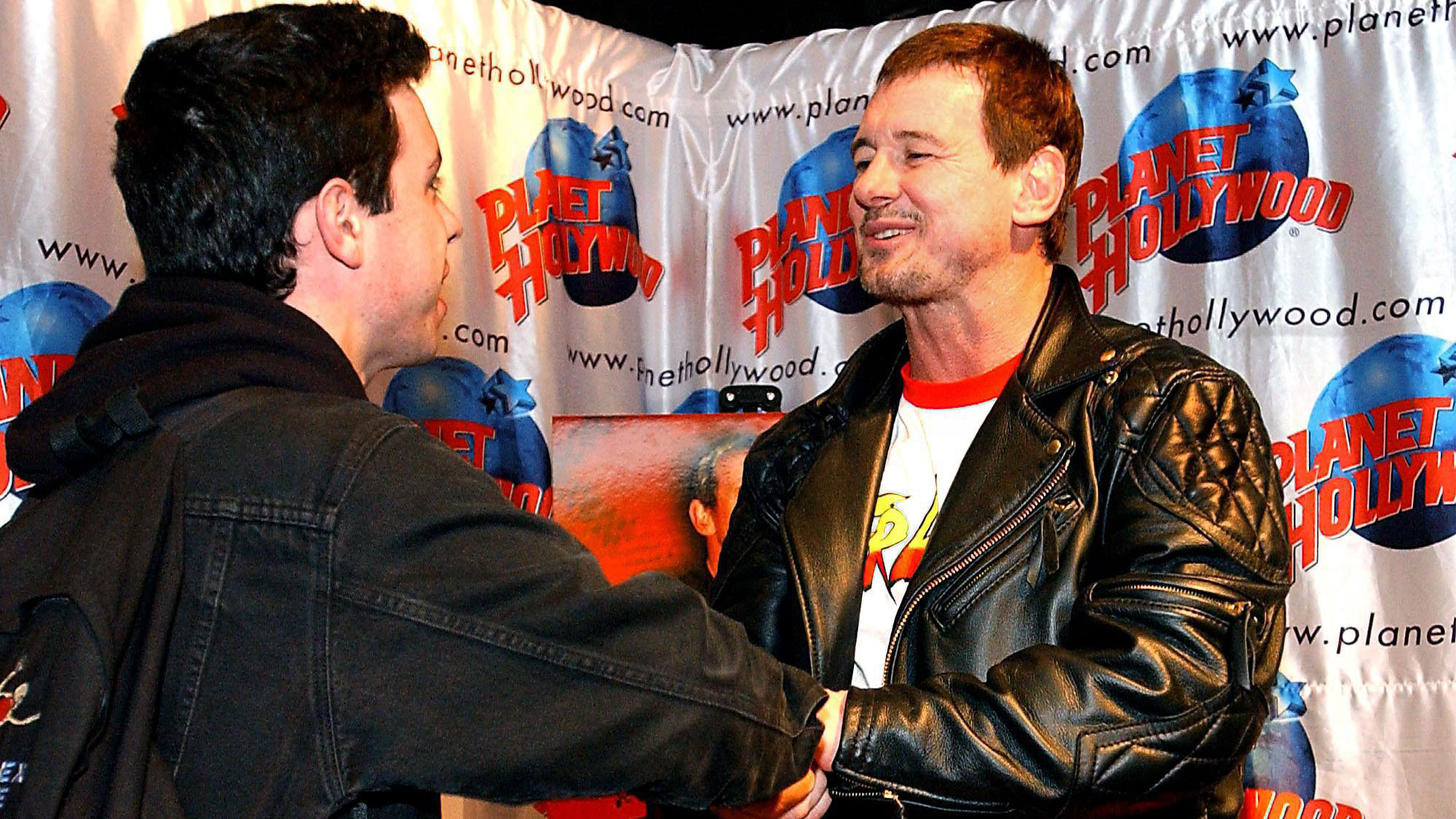 Wrestling star ‘Rowdy’ Roddy Piper dies at 61