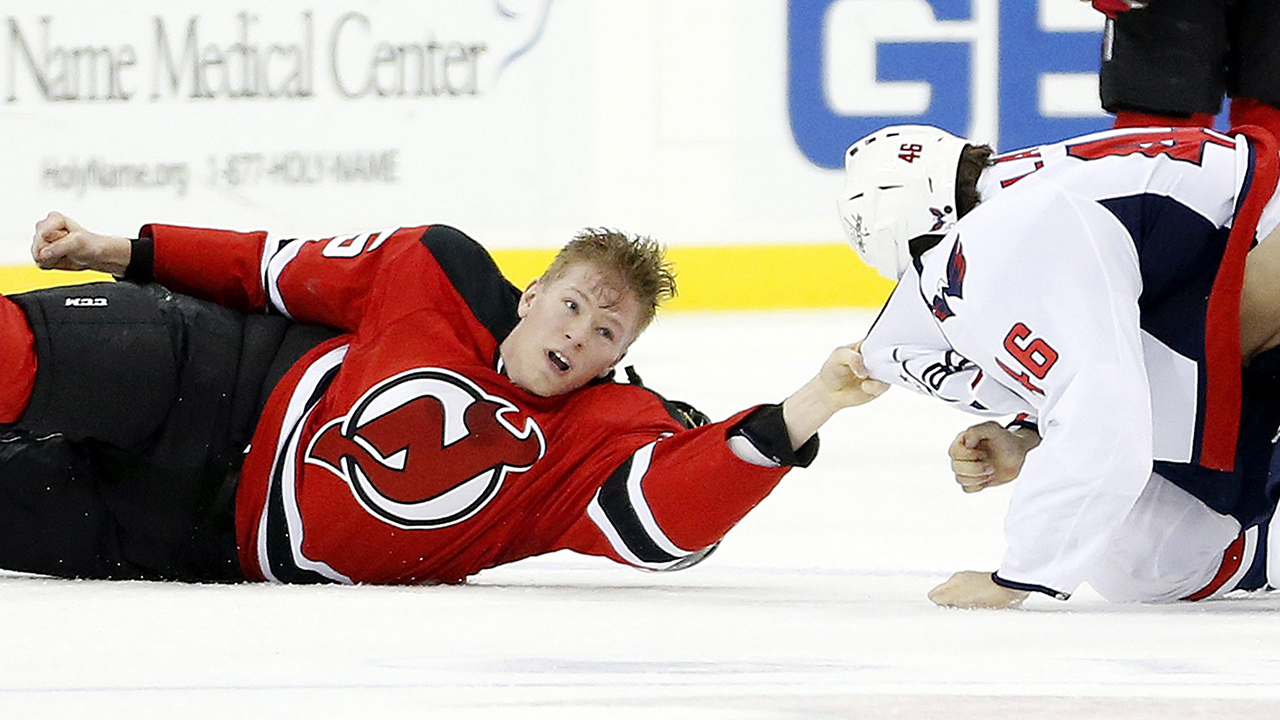 Devils re-sign Seth Helgeson to 2-year deal