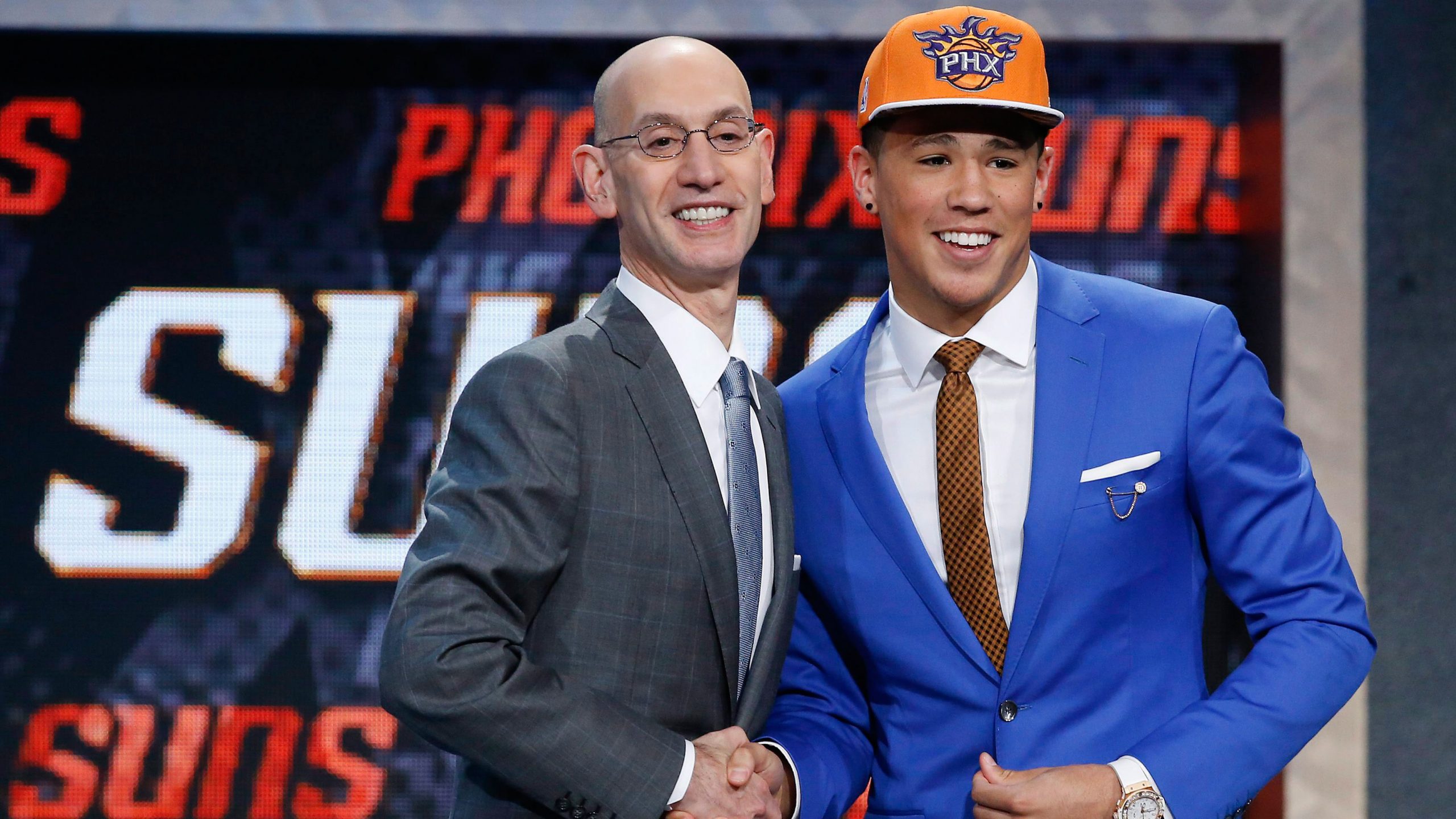 Suns sign first-round draft pick Devin Booker