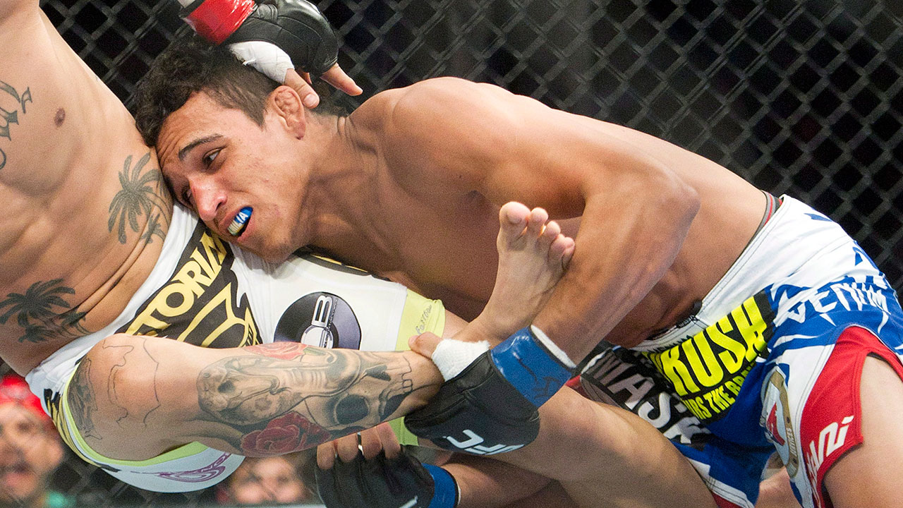 UFC featherweight Oliveira released from hospital