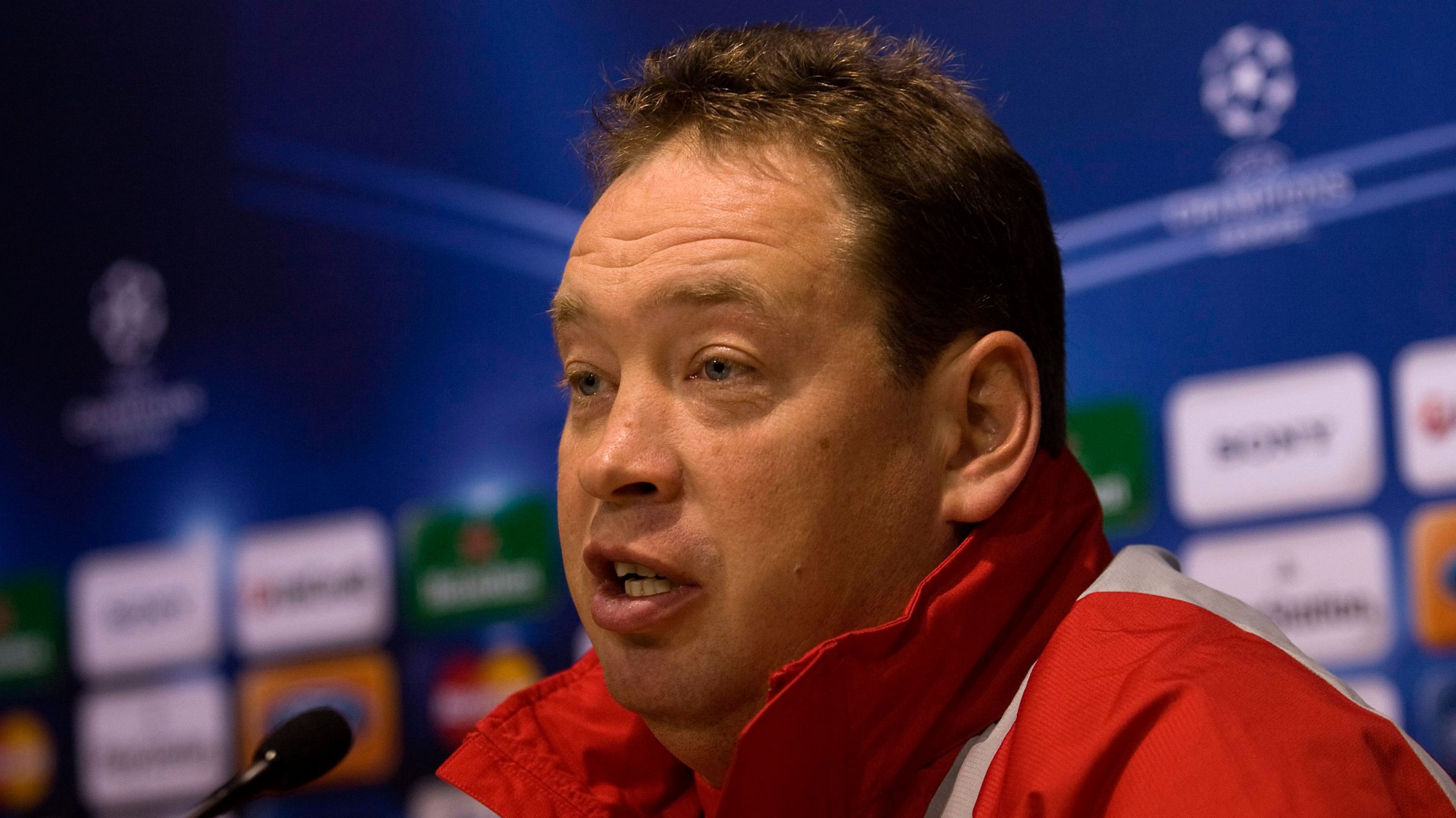 Russian national team hires Slutsky as coach