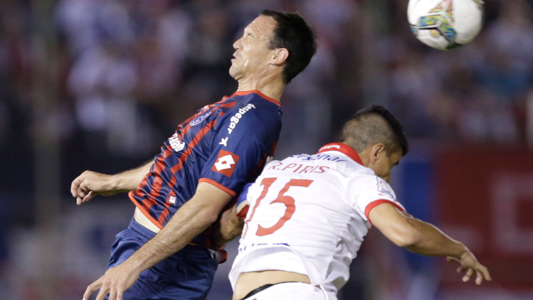 Red Bulls sign winger Veron as designated player