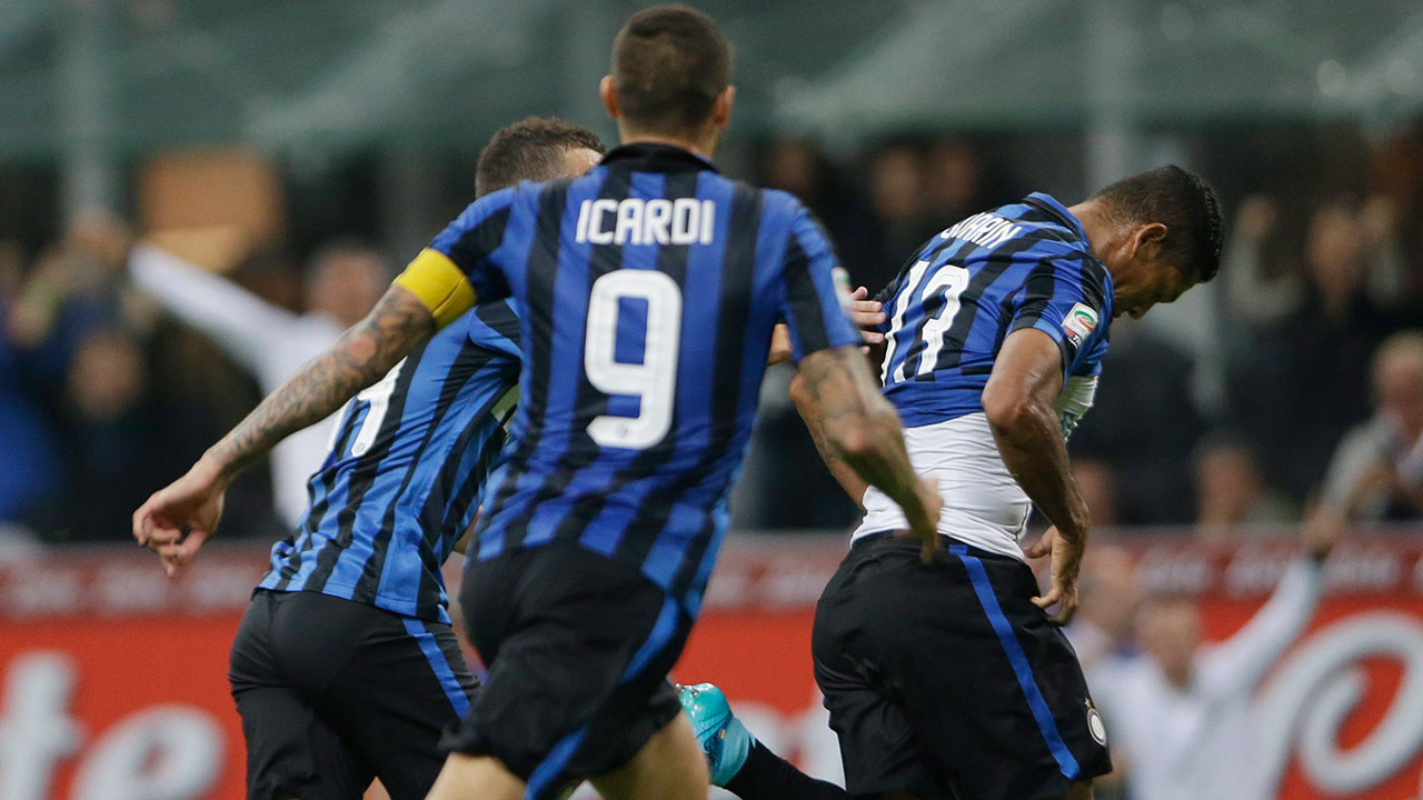 Inter beats AC Milan in derby, now top of Serie A